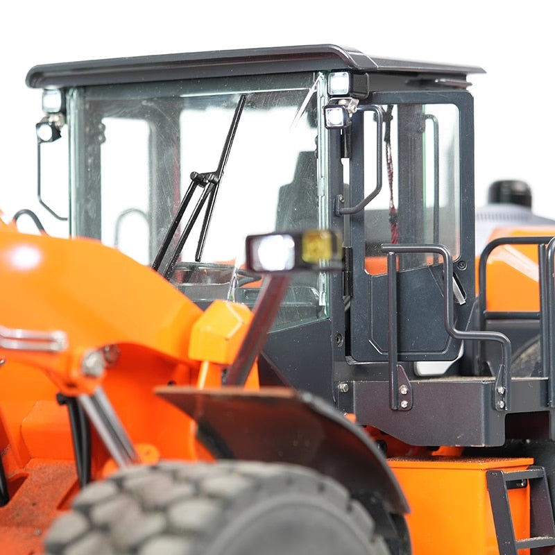 Hitachi ZW370 RC Wheel Loader | JDM-198 – Heavy Duty RC